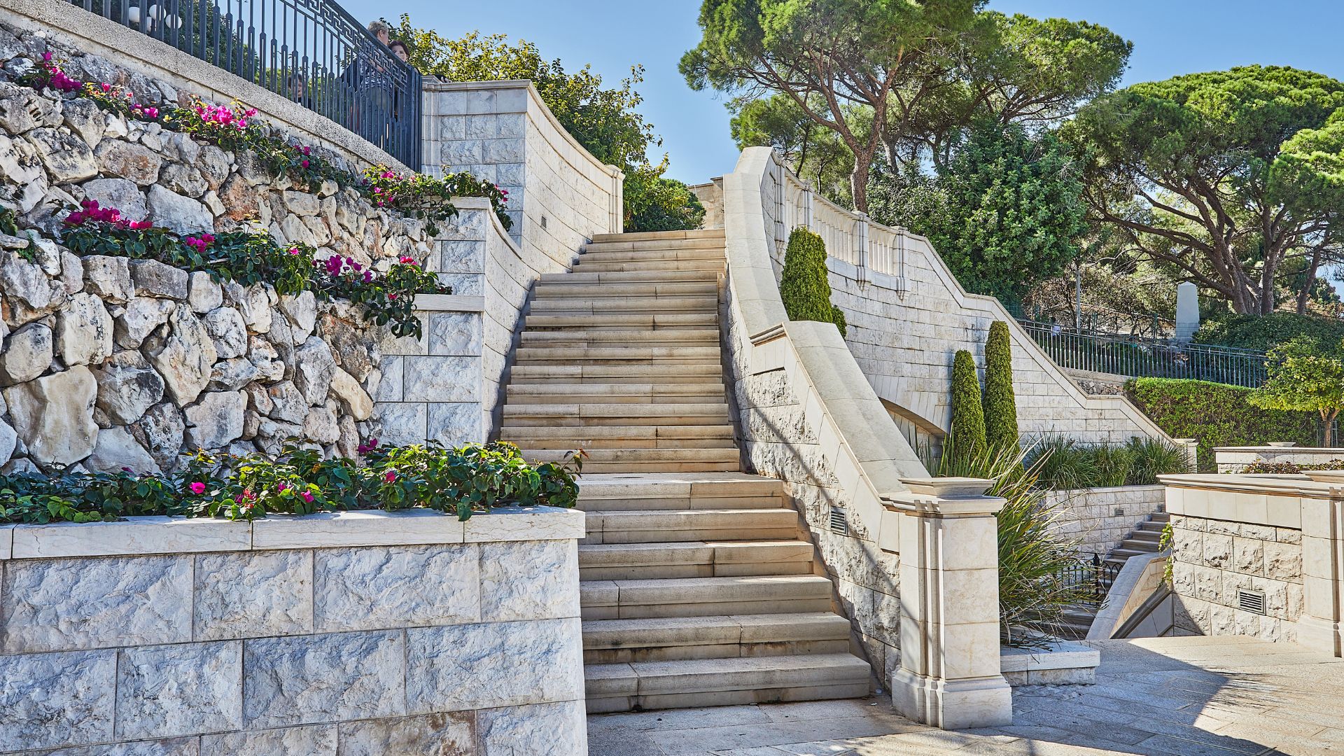 Hardscaping vs. Landscaping: The Foundation of a Beautiful Yard - JDW ...